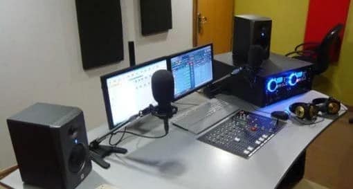 Complete 1000W FM Radio Package - Eletec Broadcast